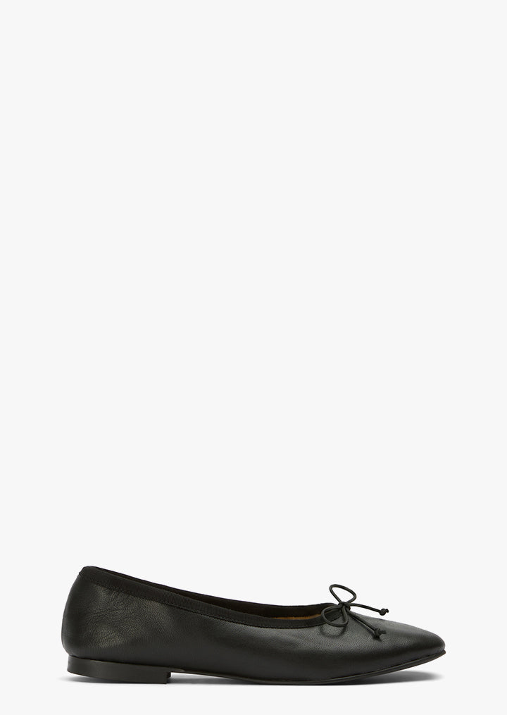 Flat Shoes – Page – Tony Bianco